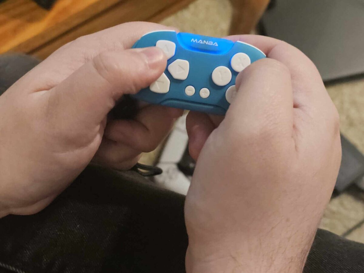Manba Mini Controller Review – Smallest Bluetooth Controller I Have ...